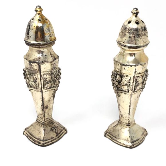 WB MFG Co | Dining | Wb Mfg Co Silver Plated Salt Pepper Shakers | Poshmark